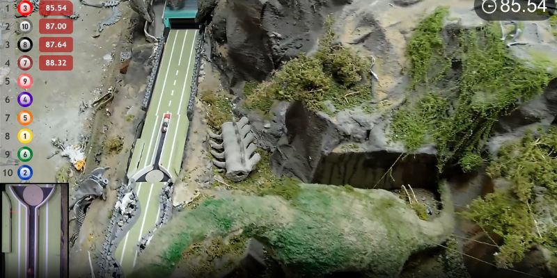 Spine Sprint: A Prehistoric Marble Racing Adventure